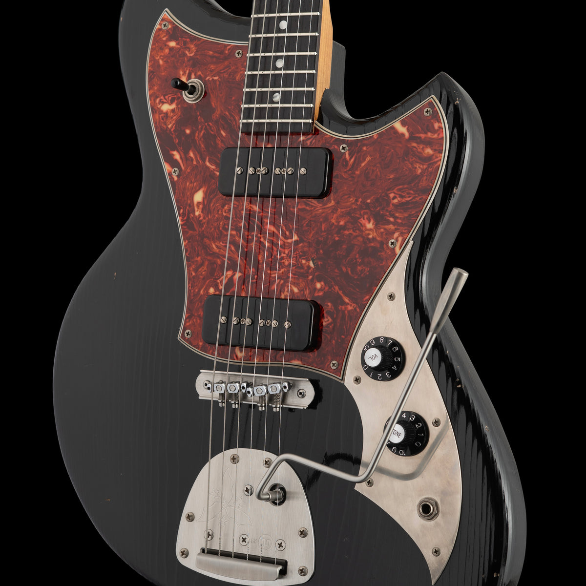 Novo Serus J - Bull Black – Angel City Guitars