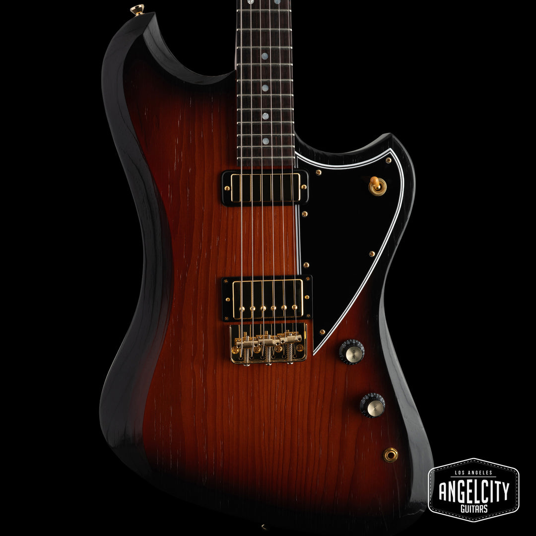 Novo Voltur V2 – Angel City Guitars