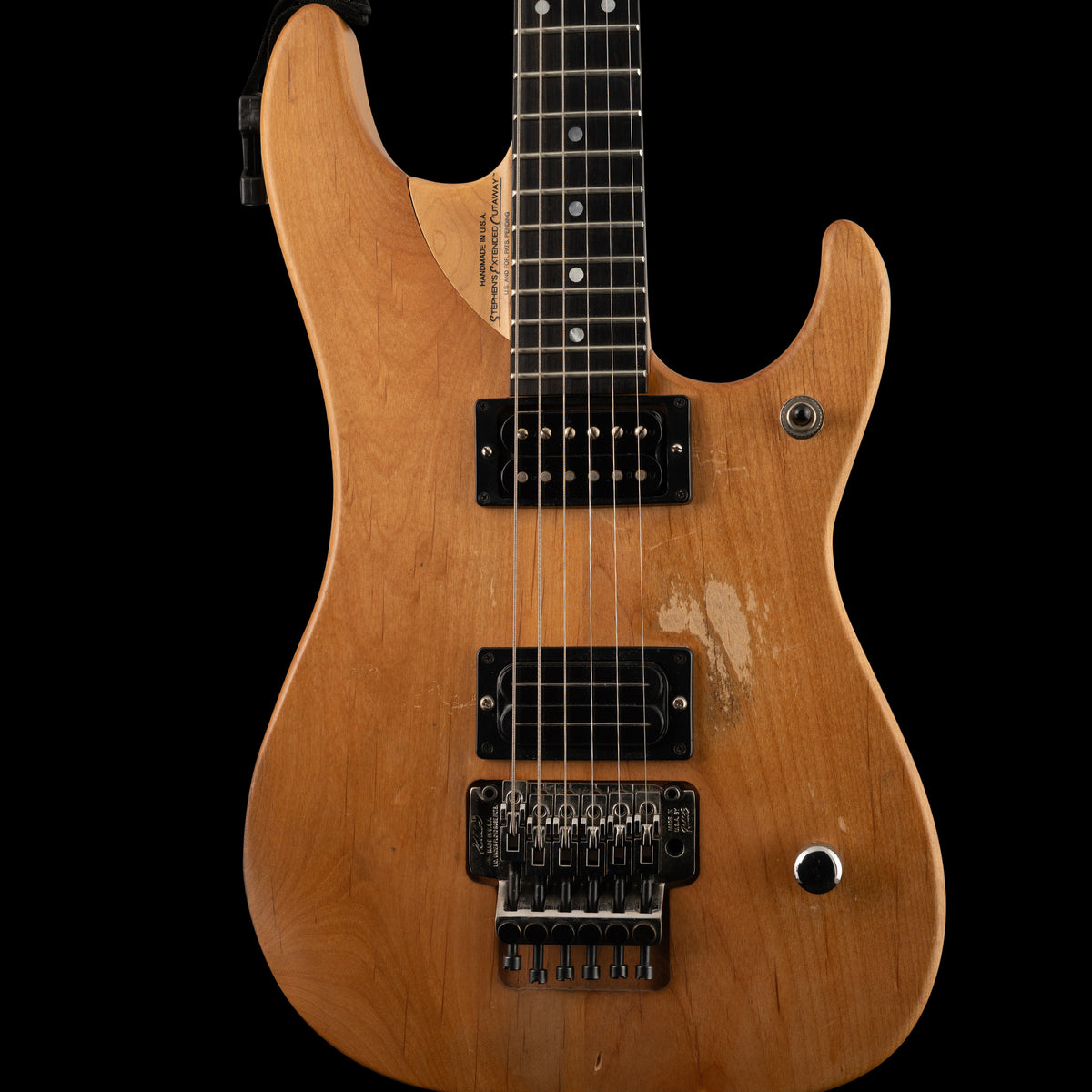 Washburn 1991 Davies N4owned by Nuno Bettencourt – Angel City Guitars
